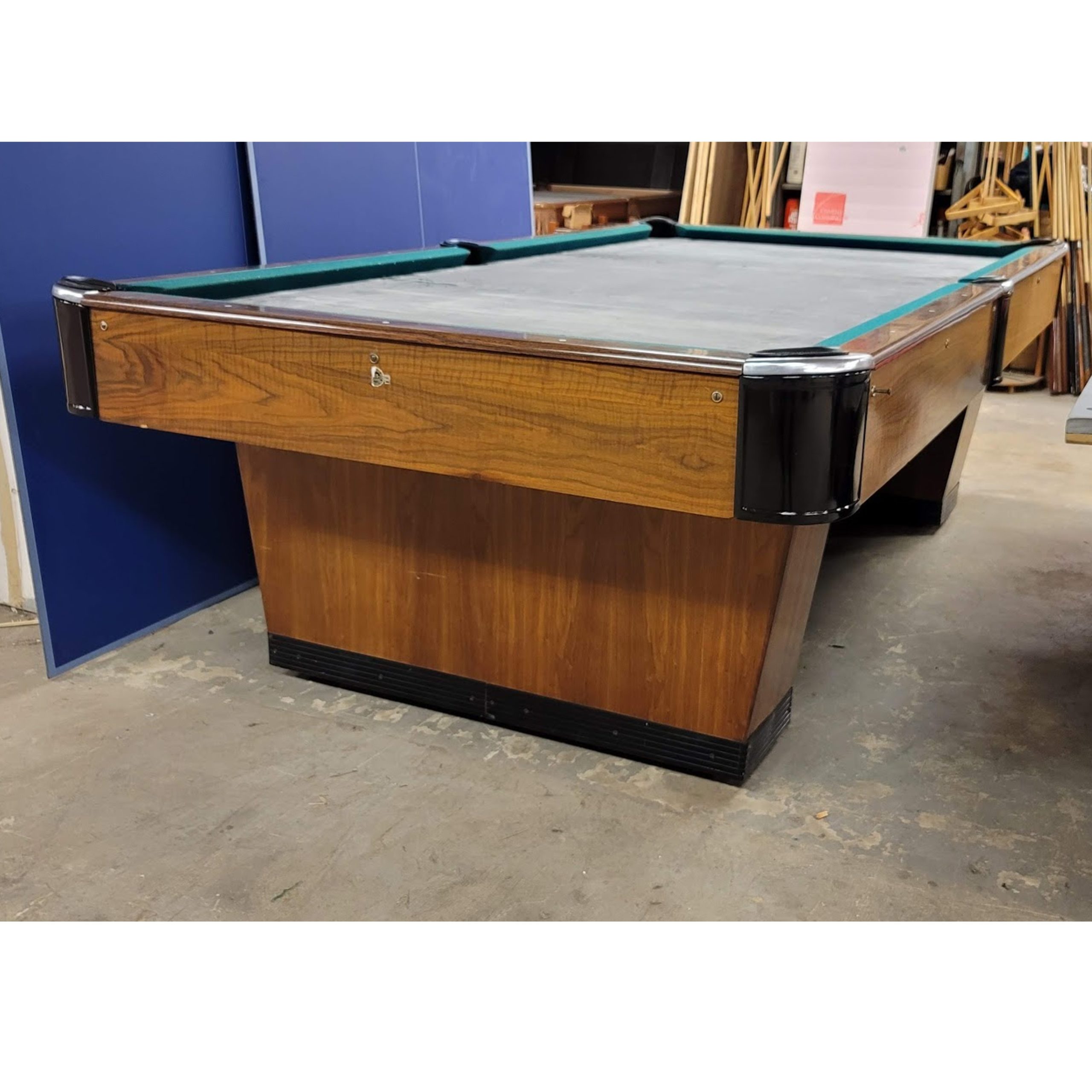 Pre-Owned Pool Tables & Game Room Furniture